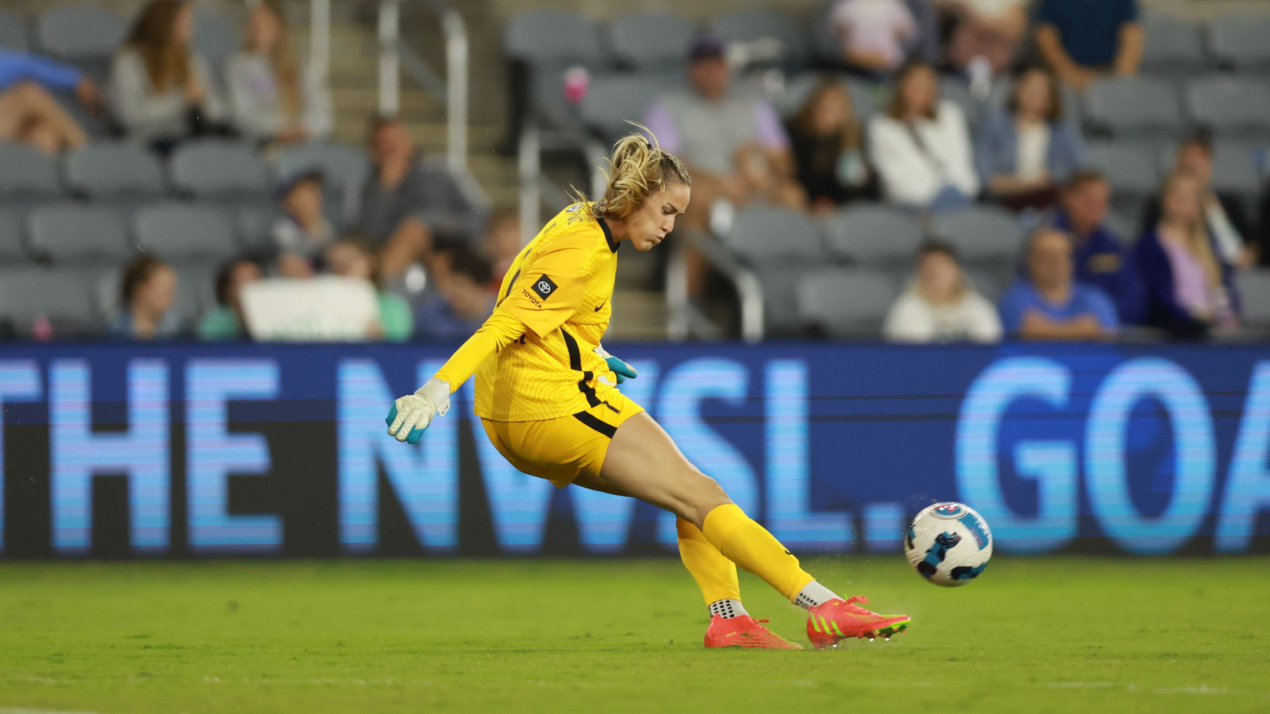Racing goalkeeper Lund named to NWSL Team of the Month - Racing ...